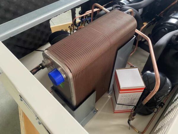 Water Loop Refrigeration System for Commercial Refrigeration